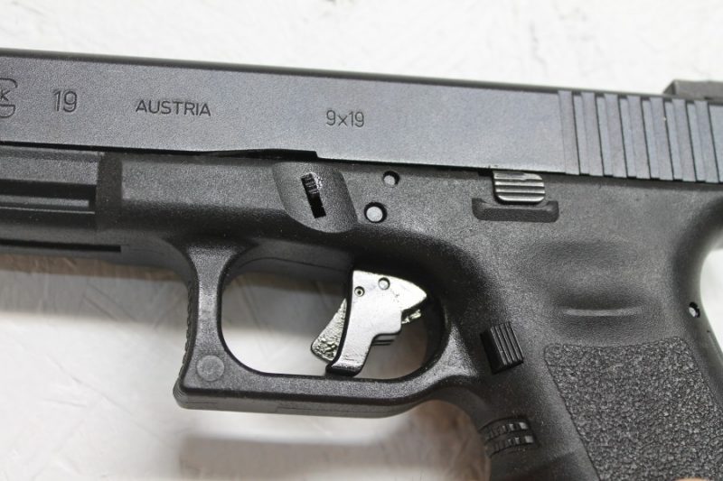 TACTICAL DIY: Five of The Best Ways to Upgrade Your Glock 19 ...